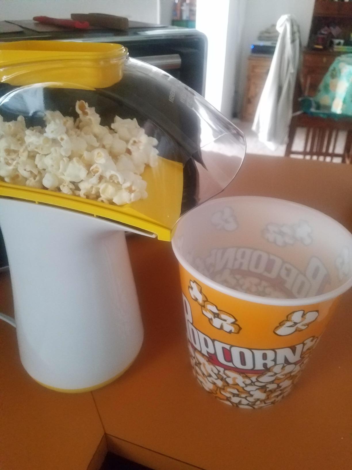Retro Popcorn Bucket - Novelty Place